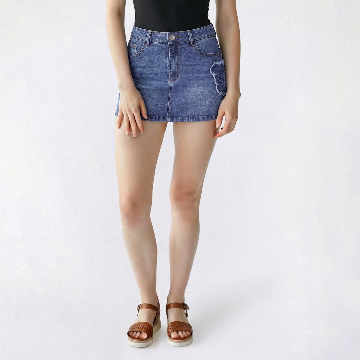 Click here for Juniors No Comment Low Rise NYC Applique Skort - B... prices